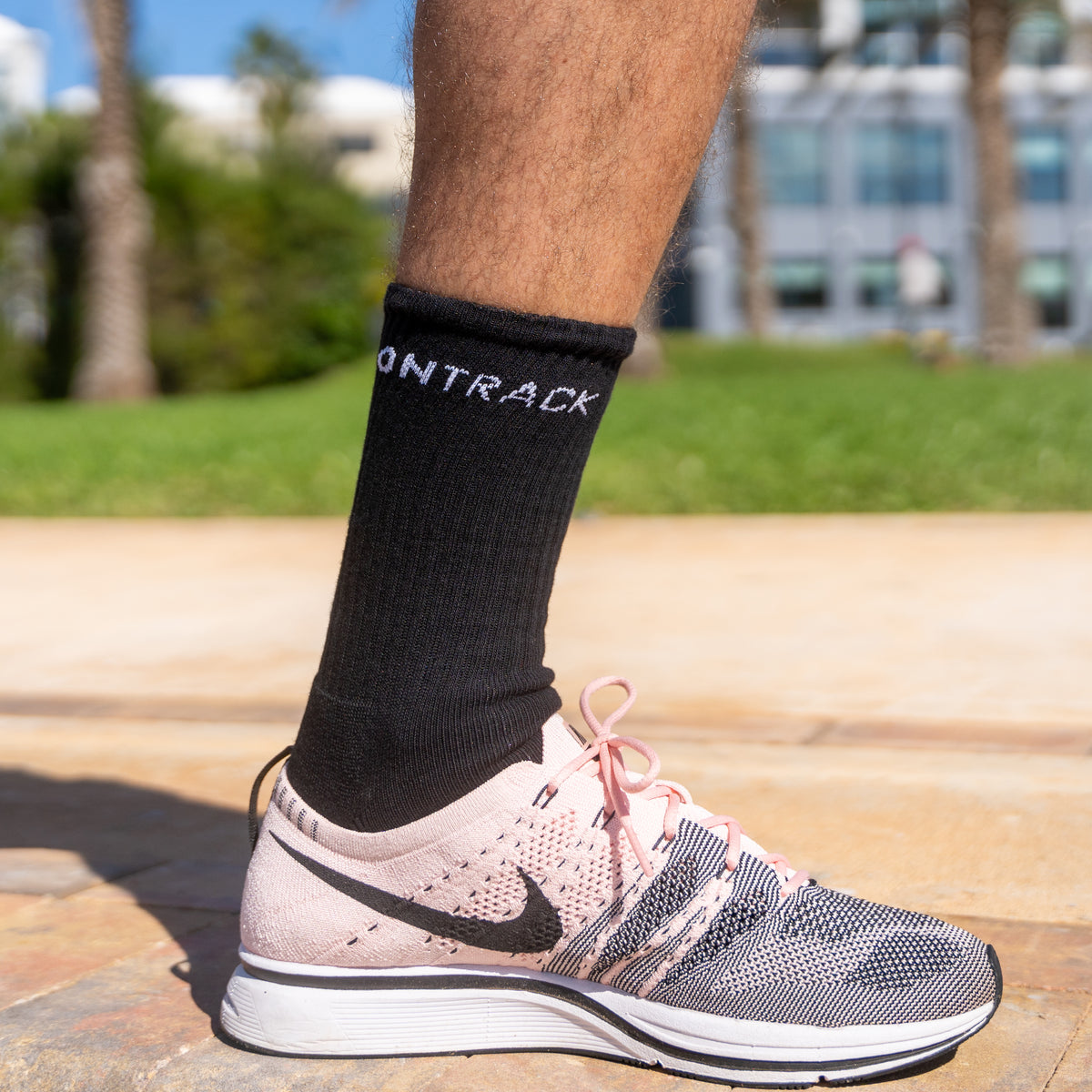 Elite Crew Socks | ONTRACK Bermuda